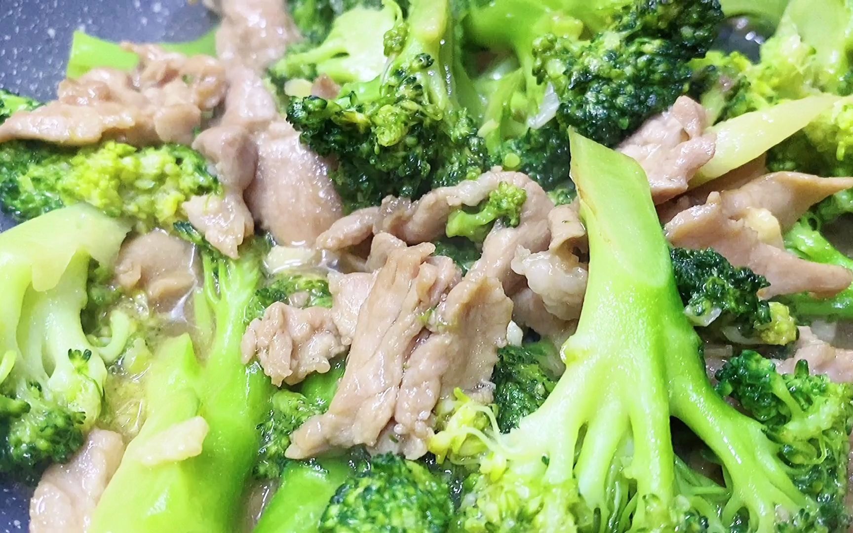 懒人一周食谱安排，减脂不减量，荤素搭配才是最好的减脂餐