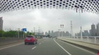 这起交通事故责任, 你认为该怎么认定