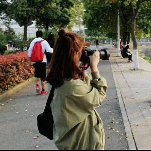 姚同学不吃香菜 