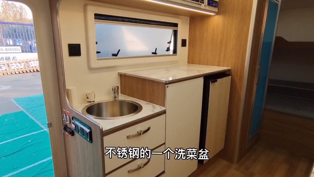 双轴大拖挂房车,大家庭出现必备