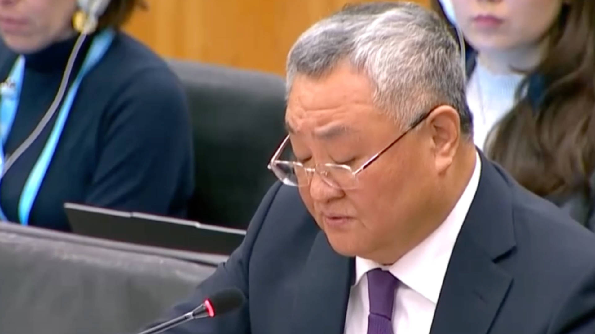 傅聪表态:中方必将迎头痛击!