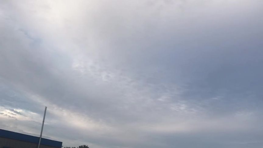 #傍晚的天空 #钢管#扣件 #大量回收废铁 #钢管租赁