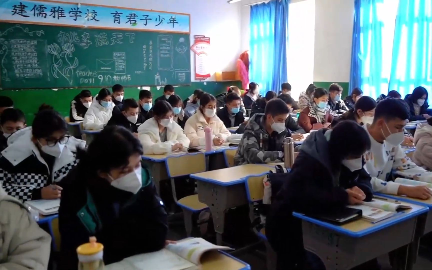 校园又闻琅琅读书声!策勒县各中学12月24日复课