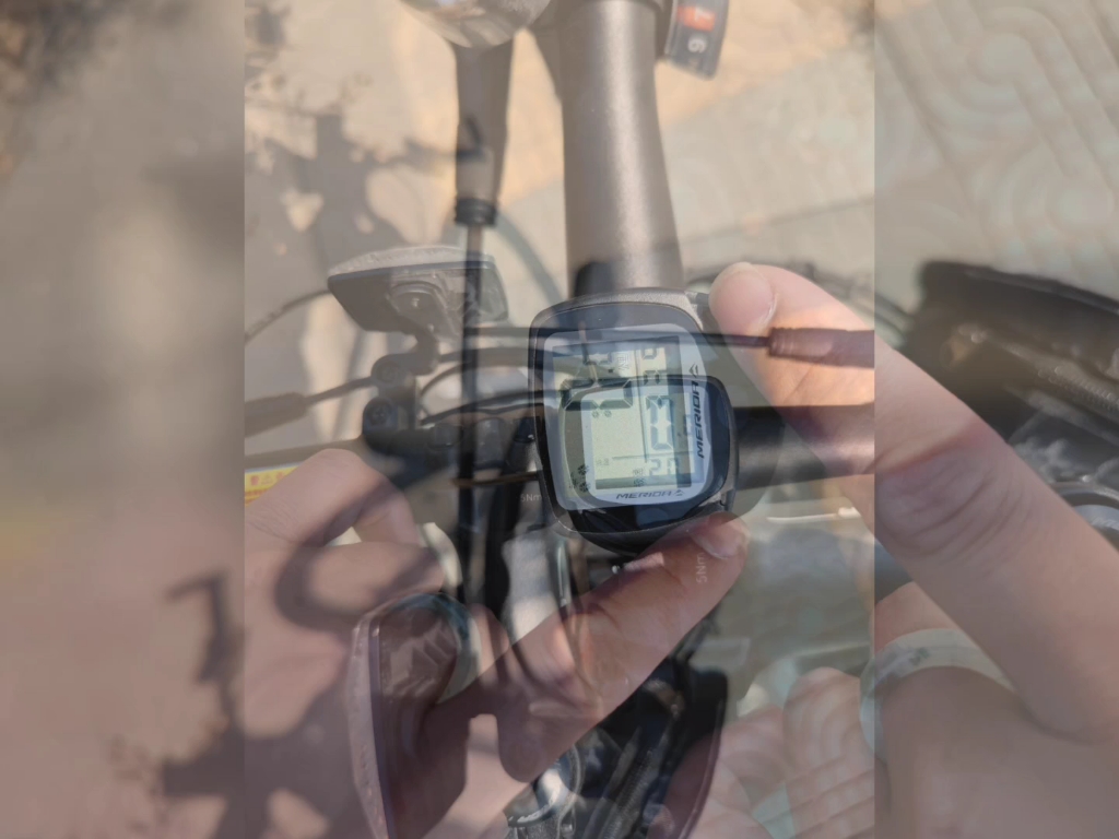 骑行新车第一程,28公里,车店到单位。纪念一下。