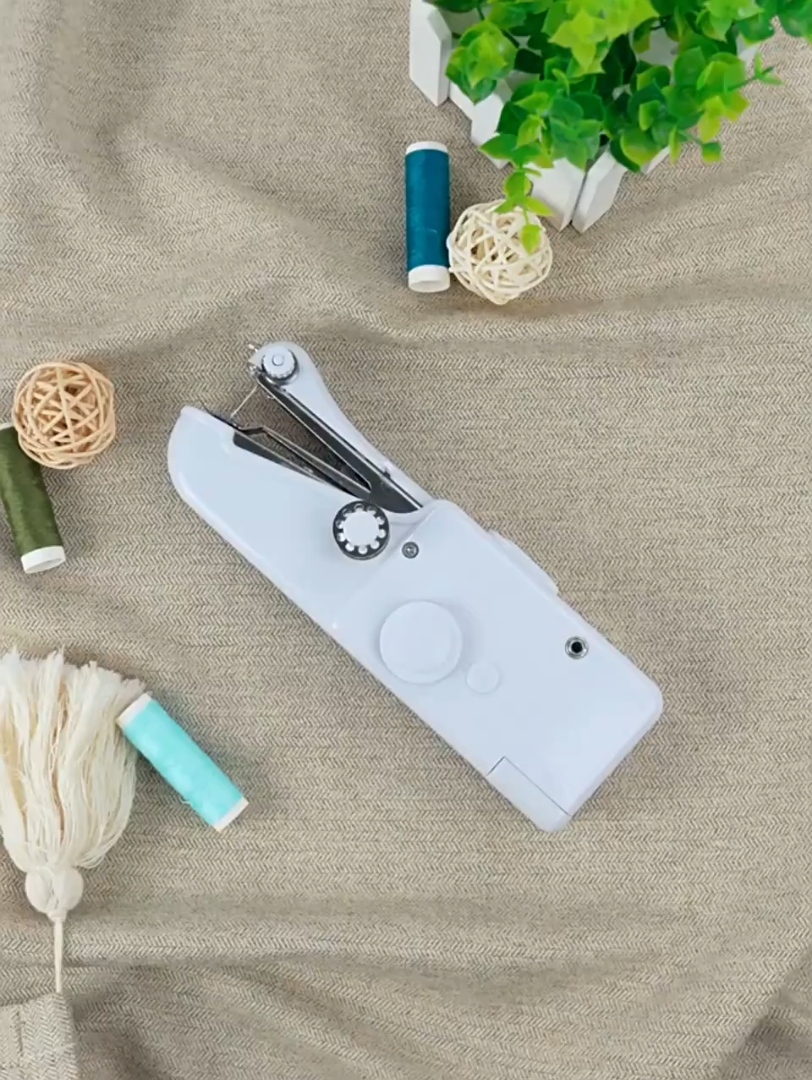 电动迷你家用缝纫机使用方法