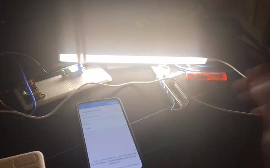 微信小程序+esp8266开发板 + 5v继电器实现手机远程控制220v灯
