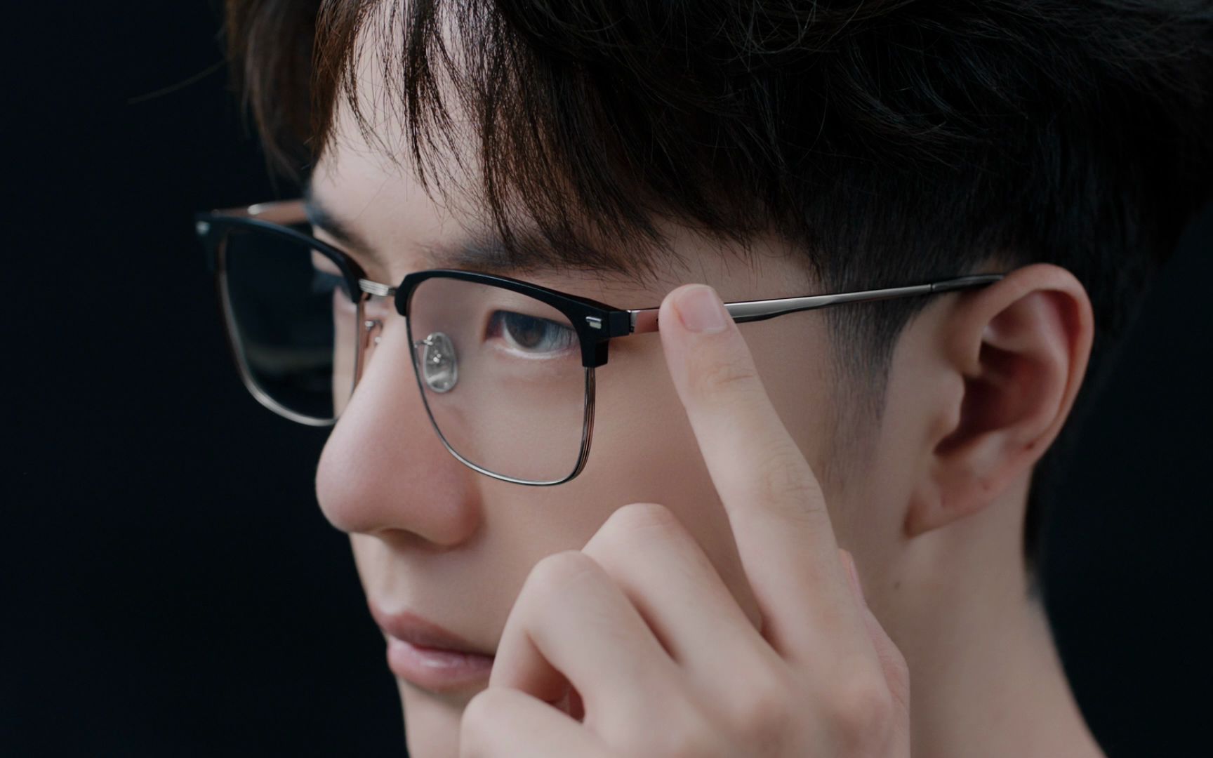 【王一博】海伦凯勒品牌代言人王一博