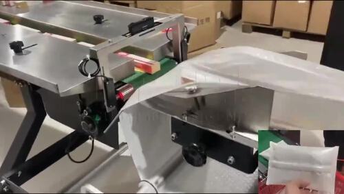 珍珠棉与气泡膜枕式包装机设备推荐