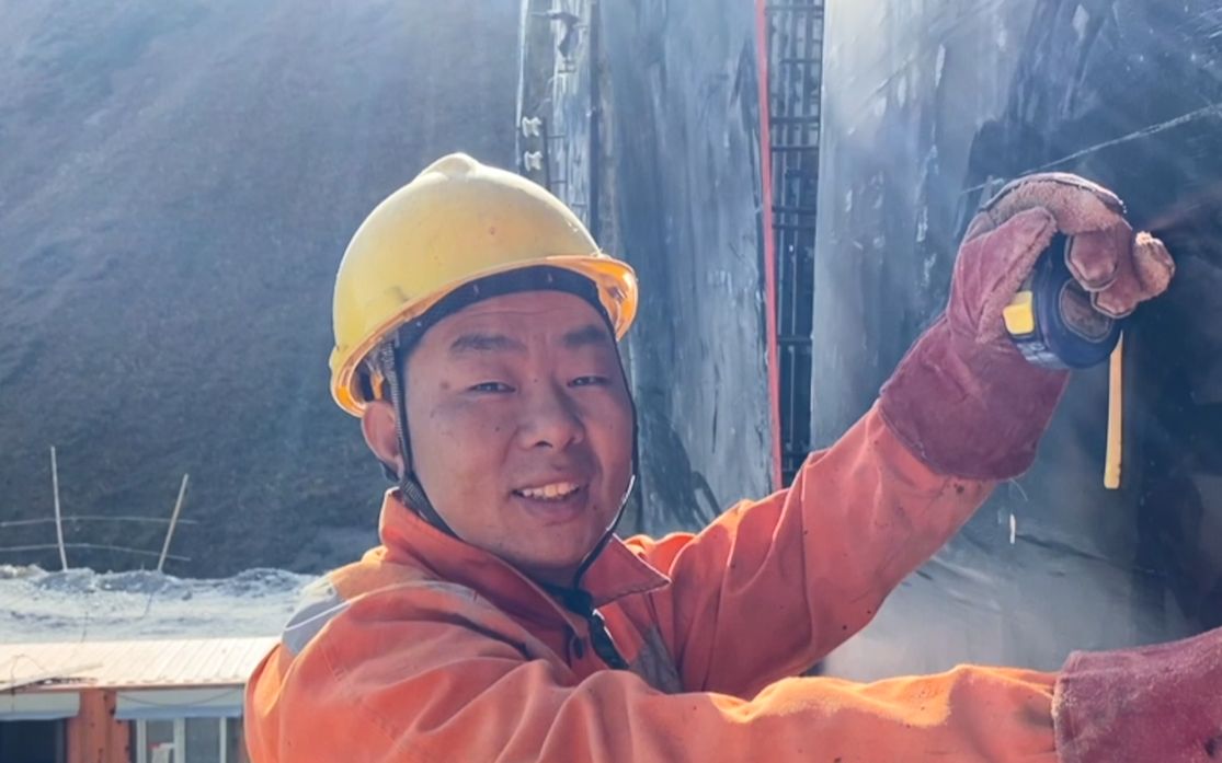 《建功大海外,谱写新篇章》--中交四公局海外事业部