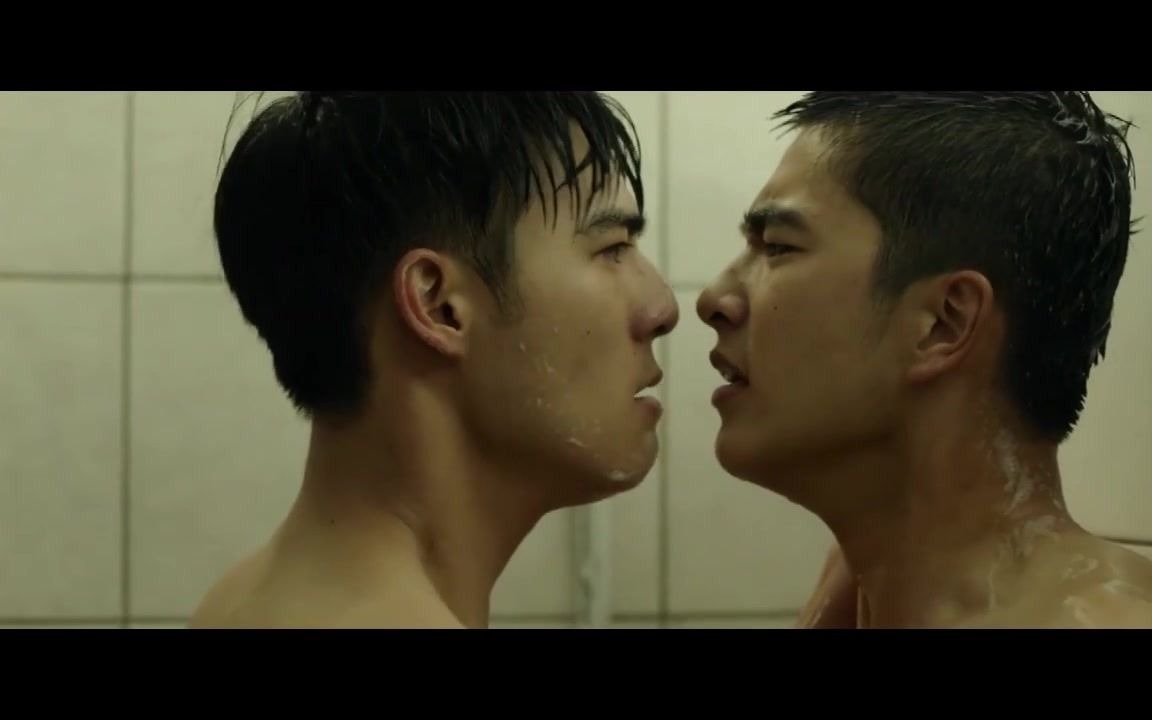 《刻在你心底的名字》小攻和小受浴室play