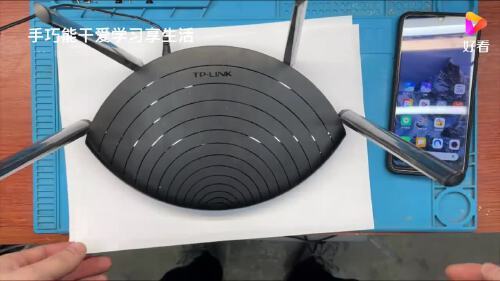 路由器不用插网线,只要知道无线名称和密码,就能让信号传几百米