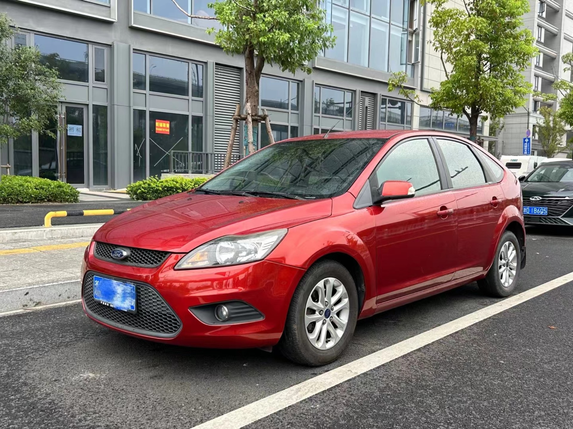 13年经典福克斯 原版车况 8800块钱