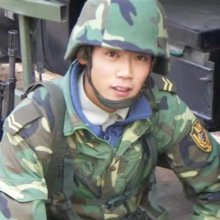 不褪色的表哥 