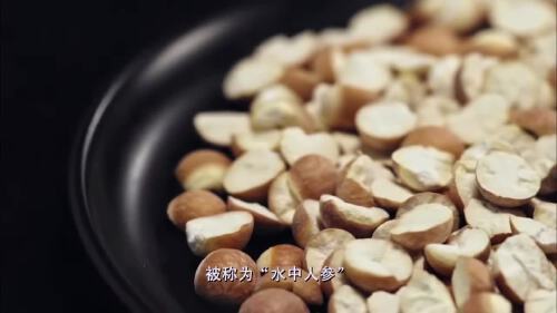 被称为水中人参的肇实,做成美食浓香扑鼻,隔着屏幕都能闻到香味