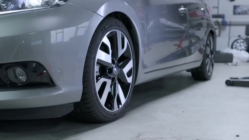 安装汽车制动盘教程,过程这么详细,确定不要看吗?