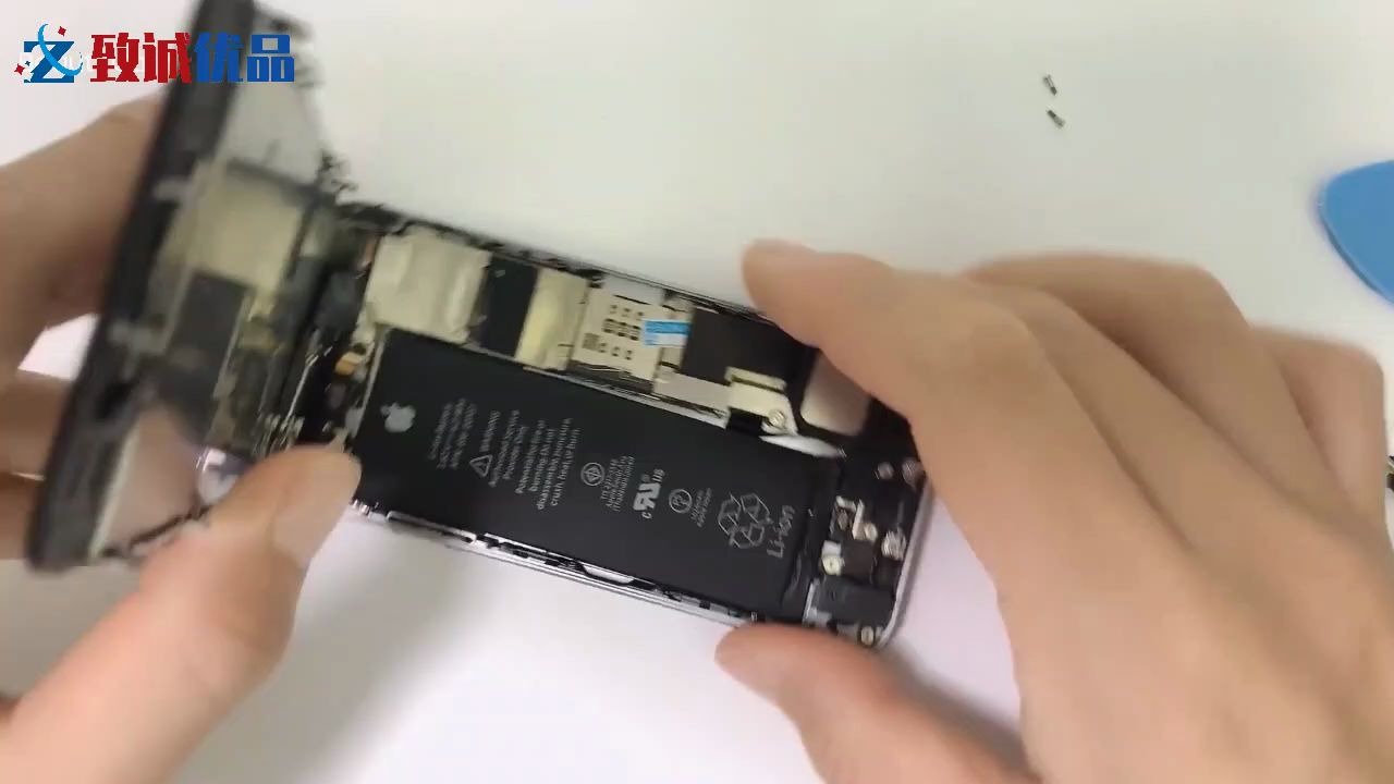 5S/SE拆机更换屏幕教程完整视频