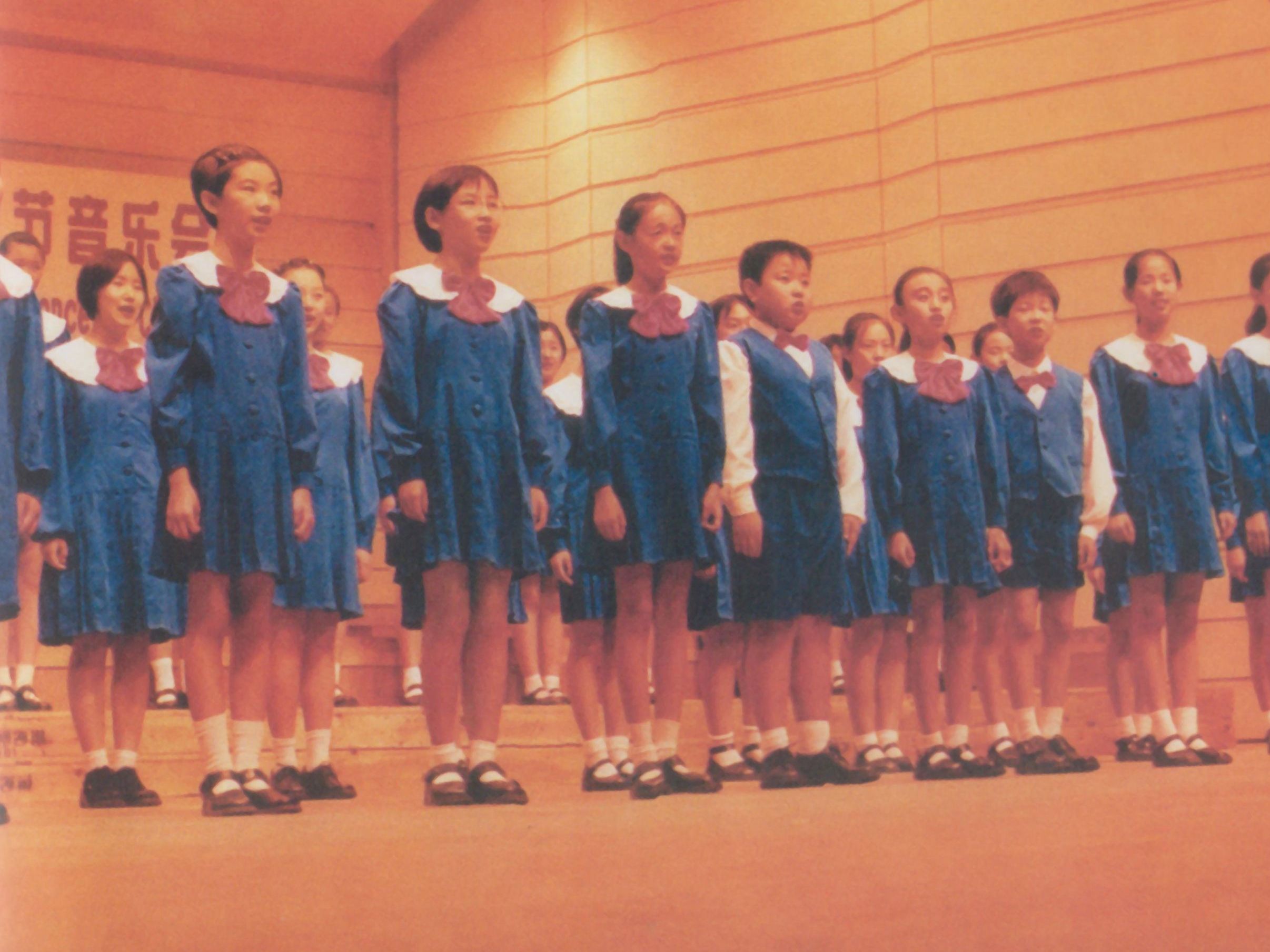 《让我们荡起双桨》北京市少年宫合唱团(2005年)