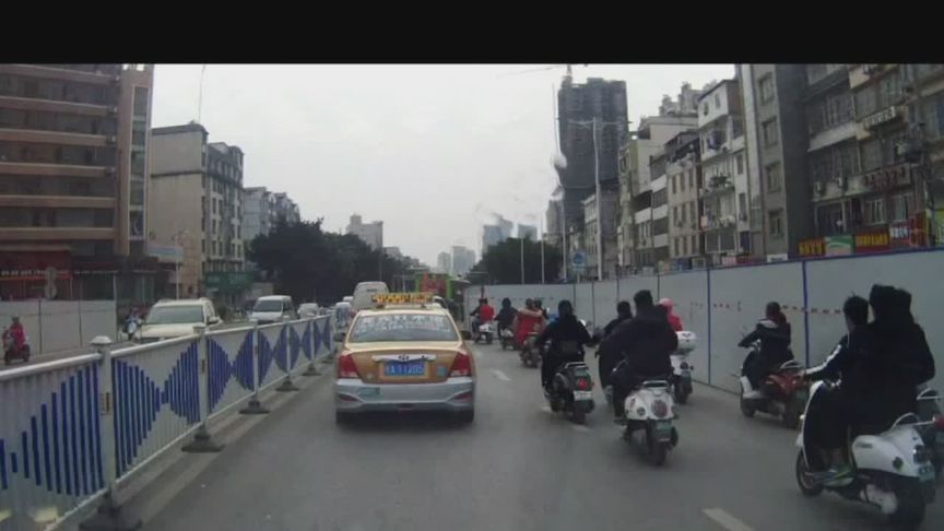 南宁电动车很多 你见识过吗