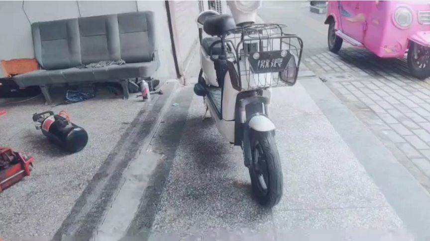 电动车真空胎轮胎脱落,需要换新胎吗