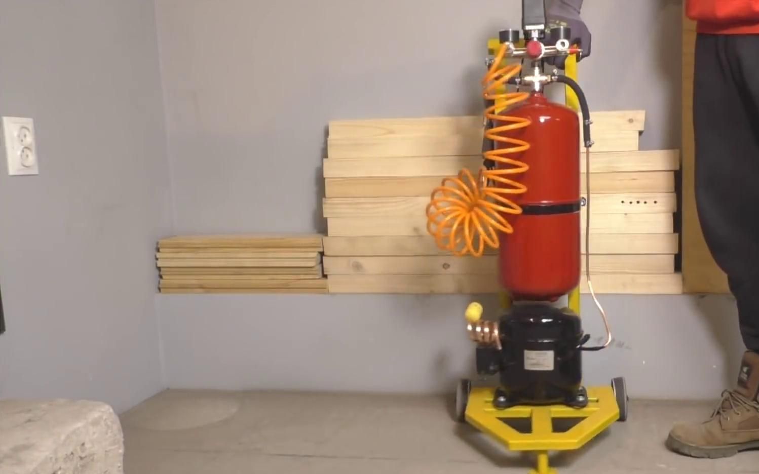 使用旧灭火器改造高压打气机