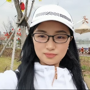 傻傻的阿红 