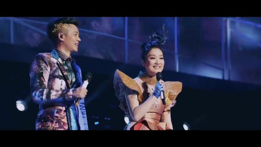 凤凰传奇《自由飞翔》 凤凰传奇2015跨年演唱会