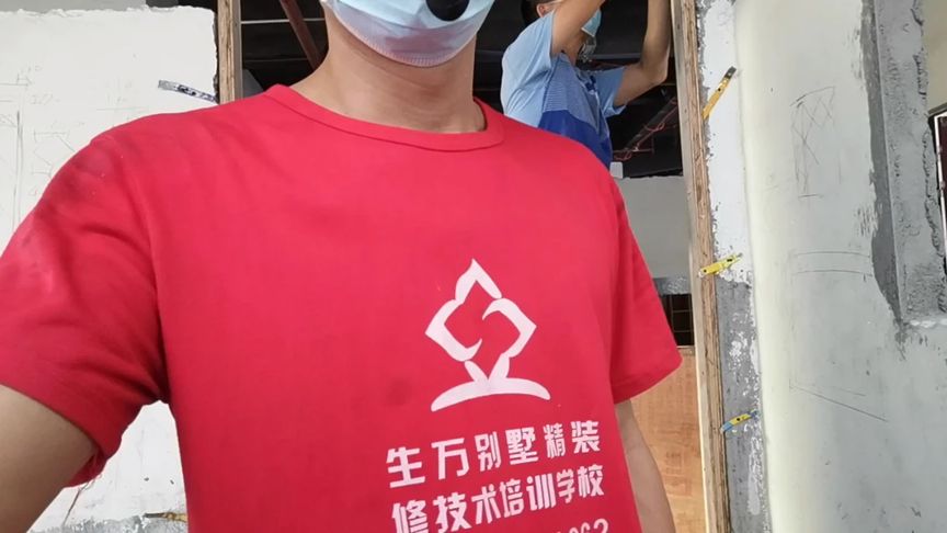 十来分钟固定好实木门的装修技术分享,简单轻松学会安装实木门