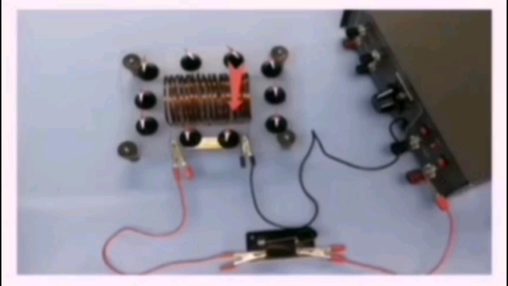 电生磁——通电螺线管的极性与电流方向有关