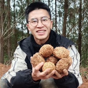 瑶家小易 