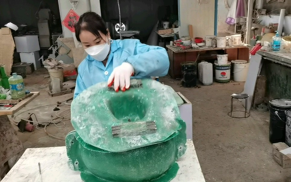混泥土镁泥水泥树脂石英石鹅卵石花盆模具制作完成开始拆模