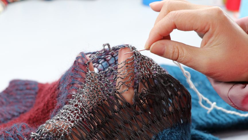 大破洞简单织补方法,纯新手教程,几分钟快速无痕织补