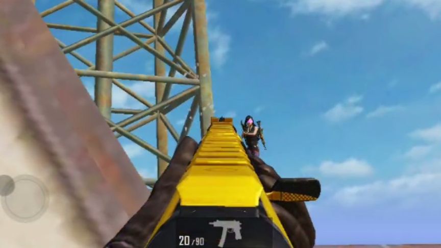 食堂游戏解说:本想测试军事基地出名bug,结果遇见了一个小憨憨