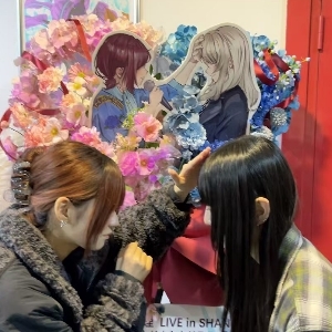 到处留下爪痕吧 