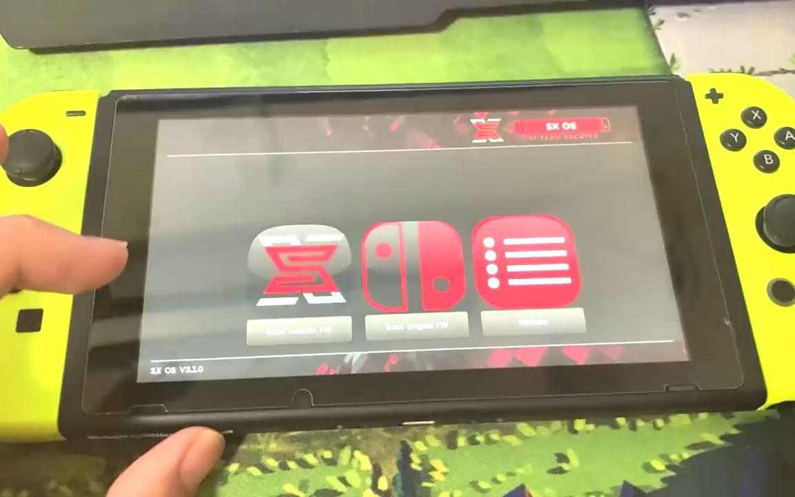 . switch进入虚拟系统黑屏,可用大气层降级救砖