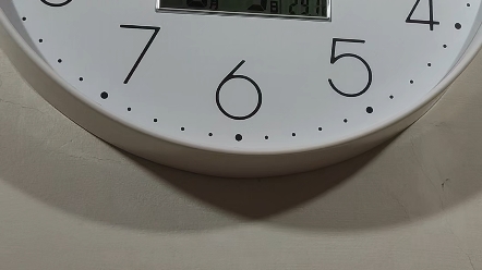 新买的电波钟自动对时