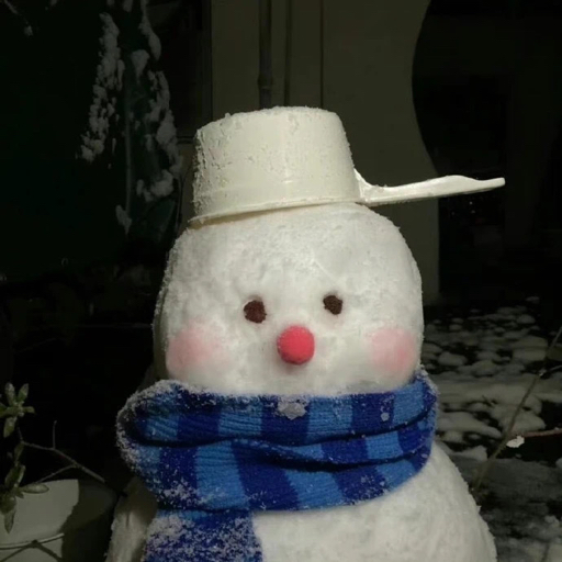 喜欢夏天的小雪人儿 