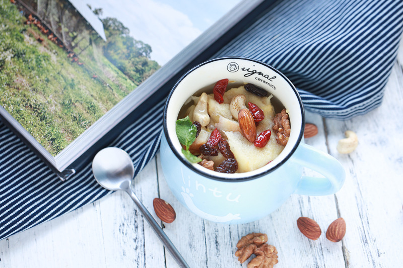 只要马克杯和微波炉就能做出口感完美的甜品!