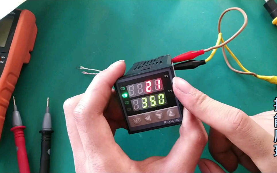 简单讲解PID温控器接线图,并拆解温控器,总感觉怪怪的