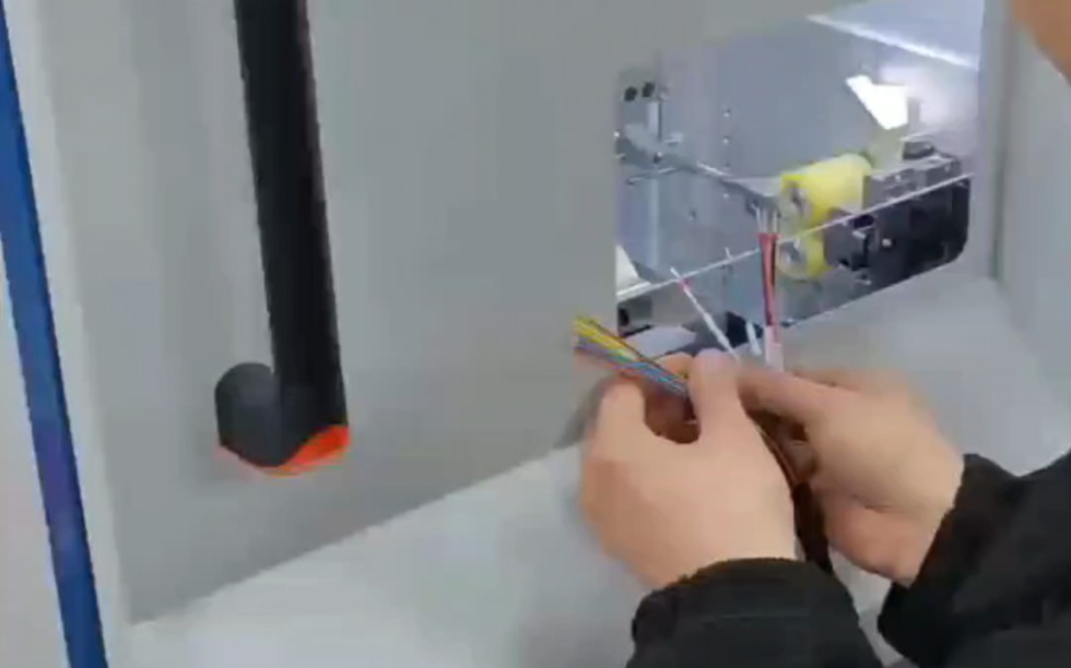 管型绝缘护套线号码管端子穿压一体机,带激光打印号码管