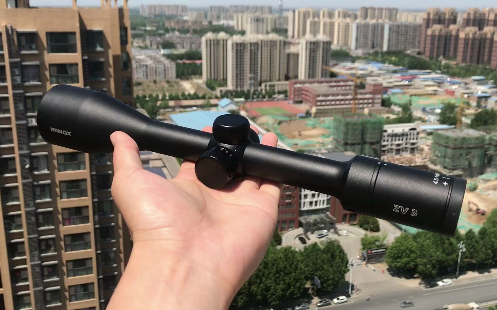 当年上路几千元的高倍镜,给大家实测下不同倍率清晰效果