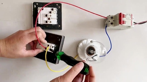 从完全不会到变身电工高手,安全用电知识你知道吗?