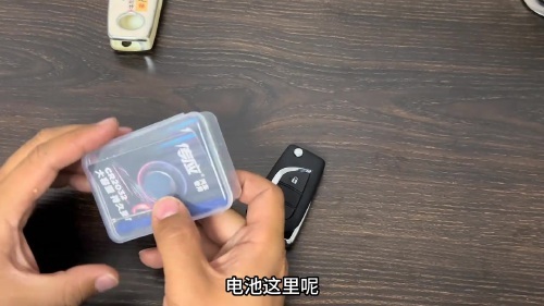 丰田车如何更换要是电池?原车钥匙电池寿命2年左右