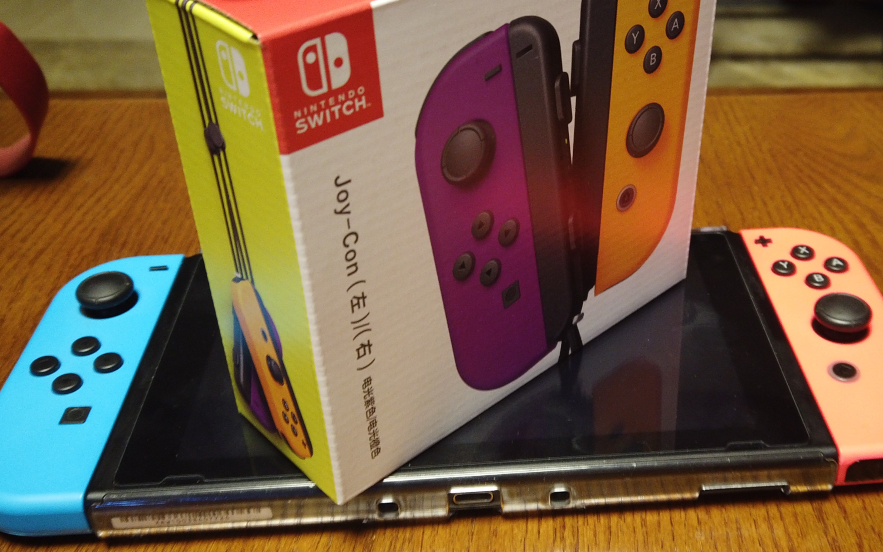 【测评】国行Switch怎样买才不血亏?手柄到底能不能在外国机上使用?