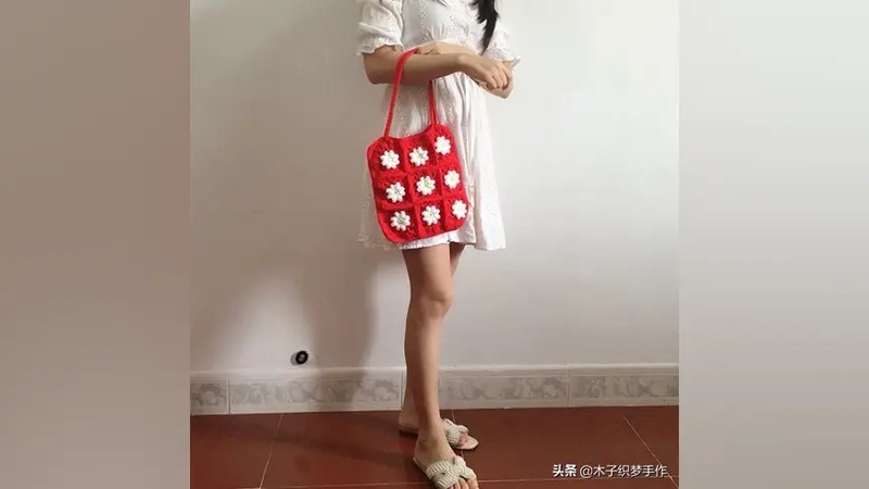 编织毛线包包。纯手工编织