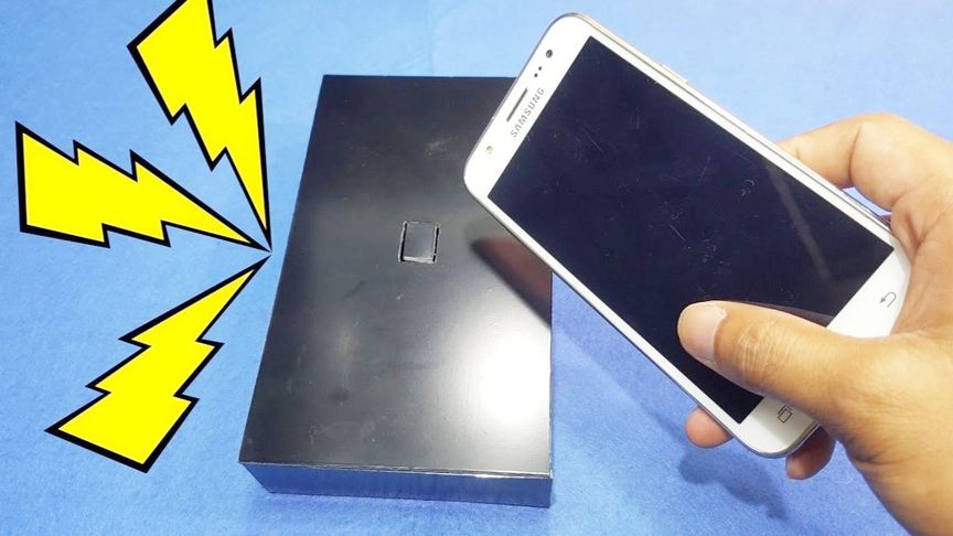 手机简单设置一下,就能开启防盗功能,有人动你手机就自动报警