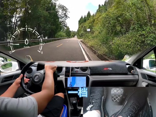 手动挡如何加减档,加档,先加速;减档,先减速!