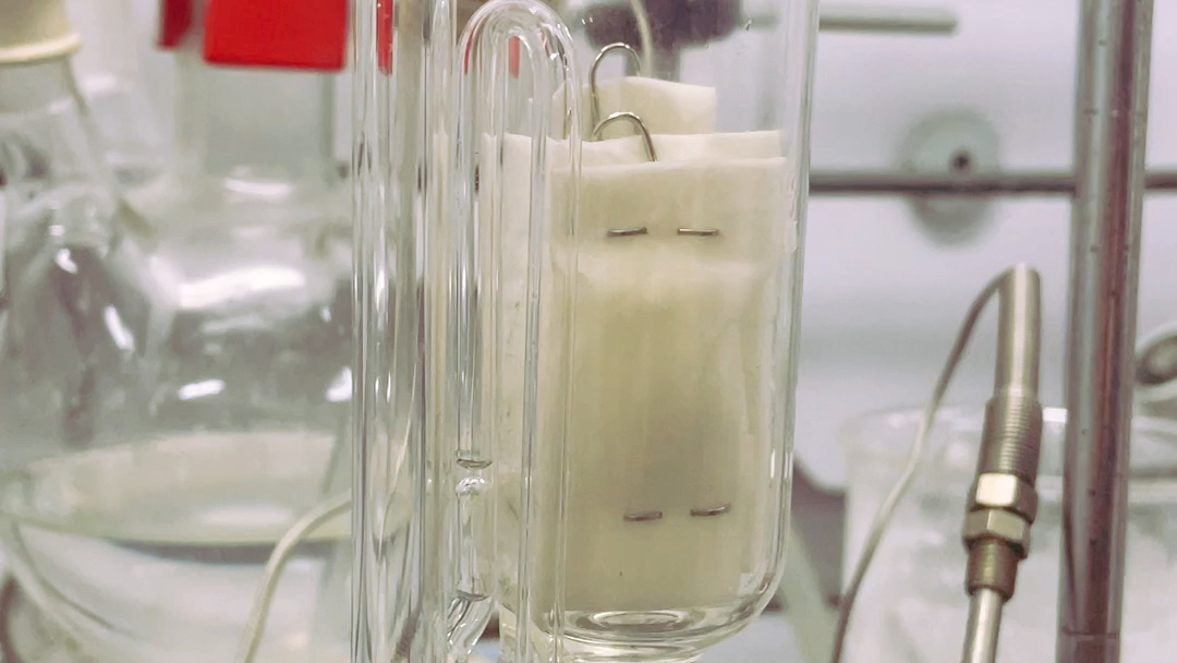 ...今天在实验室观察师弟的实验偶然发现的虹吸现象觉得难得就记录...