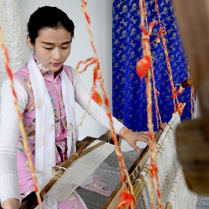 杭缎织造技艺姚雨婷 