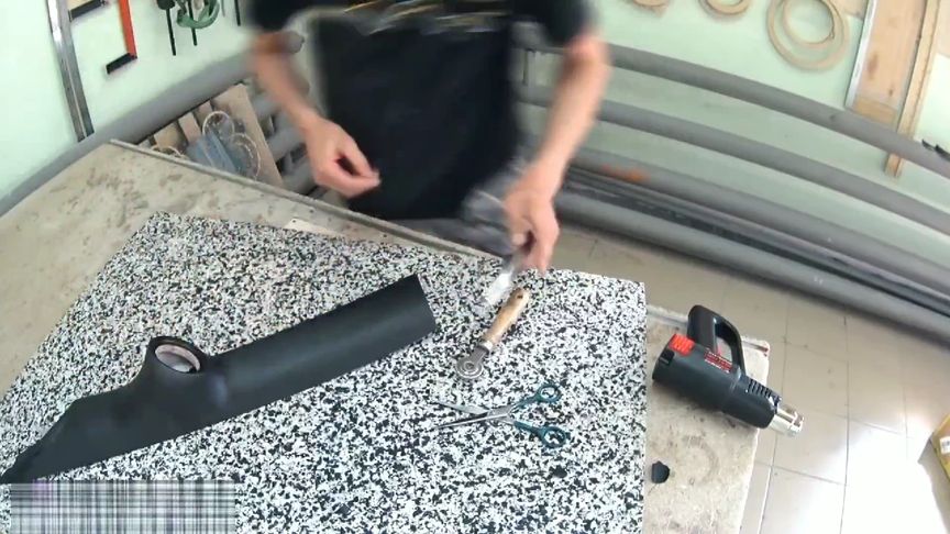 汽车A柱内饰板三分频倒模,看看国外小哥太专业了!