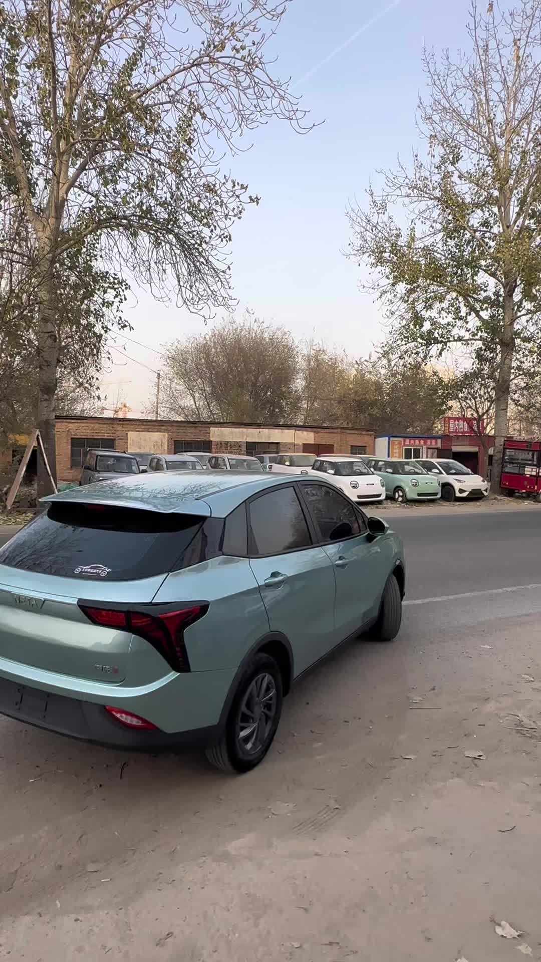 哪吒已售,130糯玉米也卖走一台,珍惜有限的现车吧!#新能源电动汽车 #...